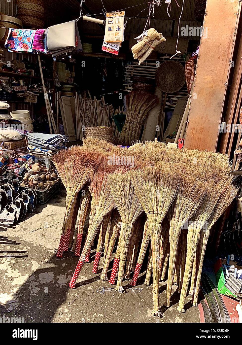 Straw brooms hi-res stock photography and images - Alamy