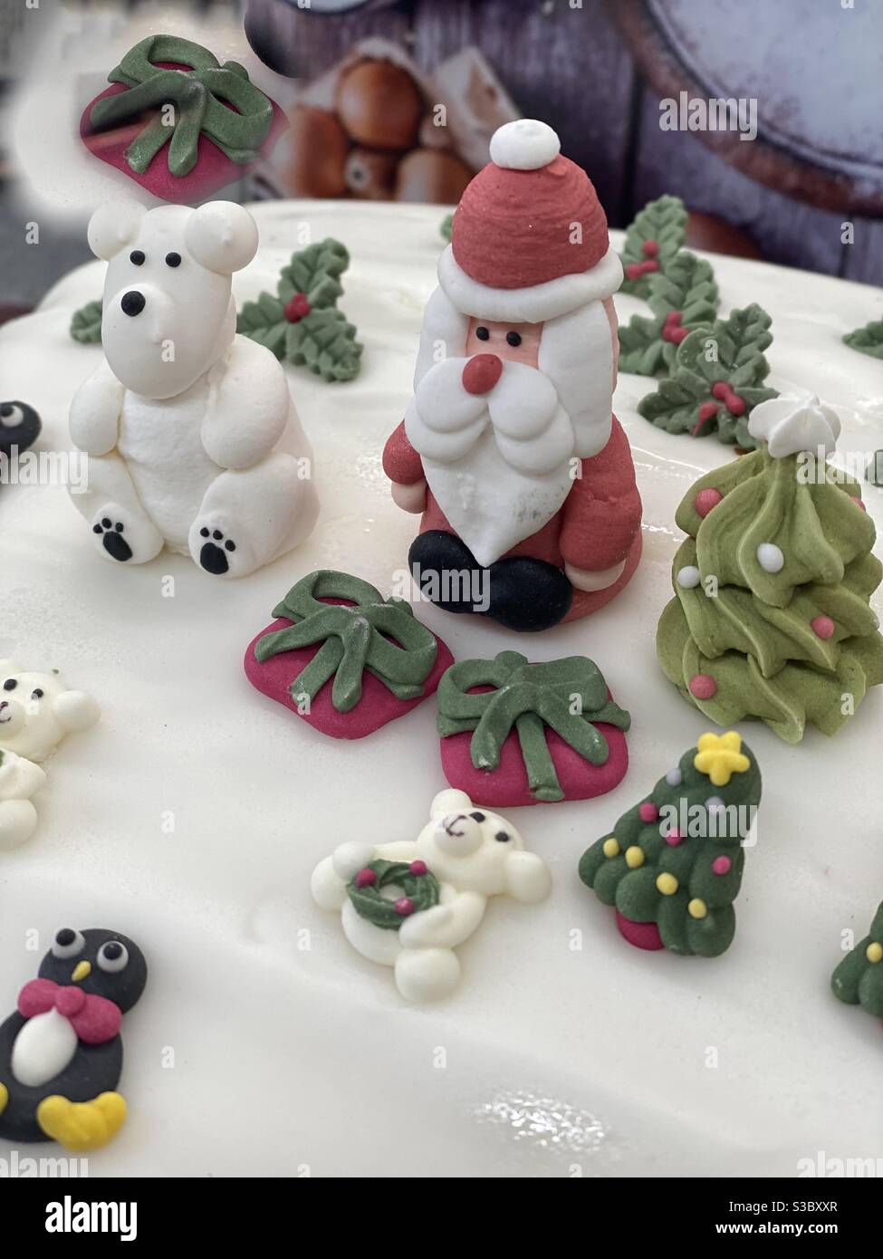 Marzipan santa hi-res stock photography and images - Alamy