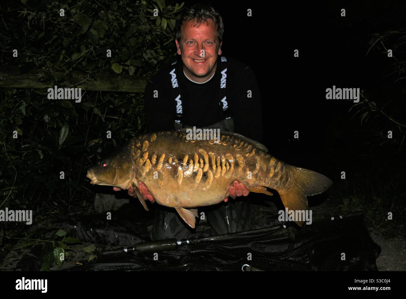 Big carp hi-res stock photography and images - Alamy