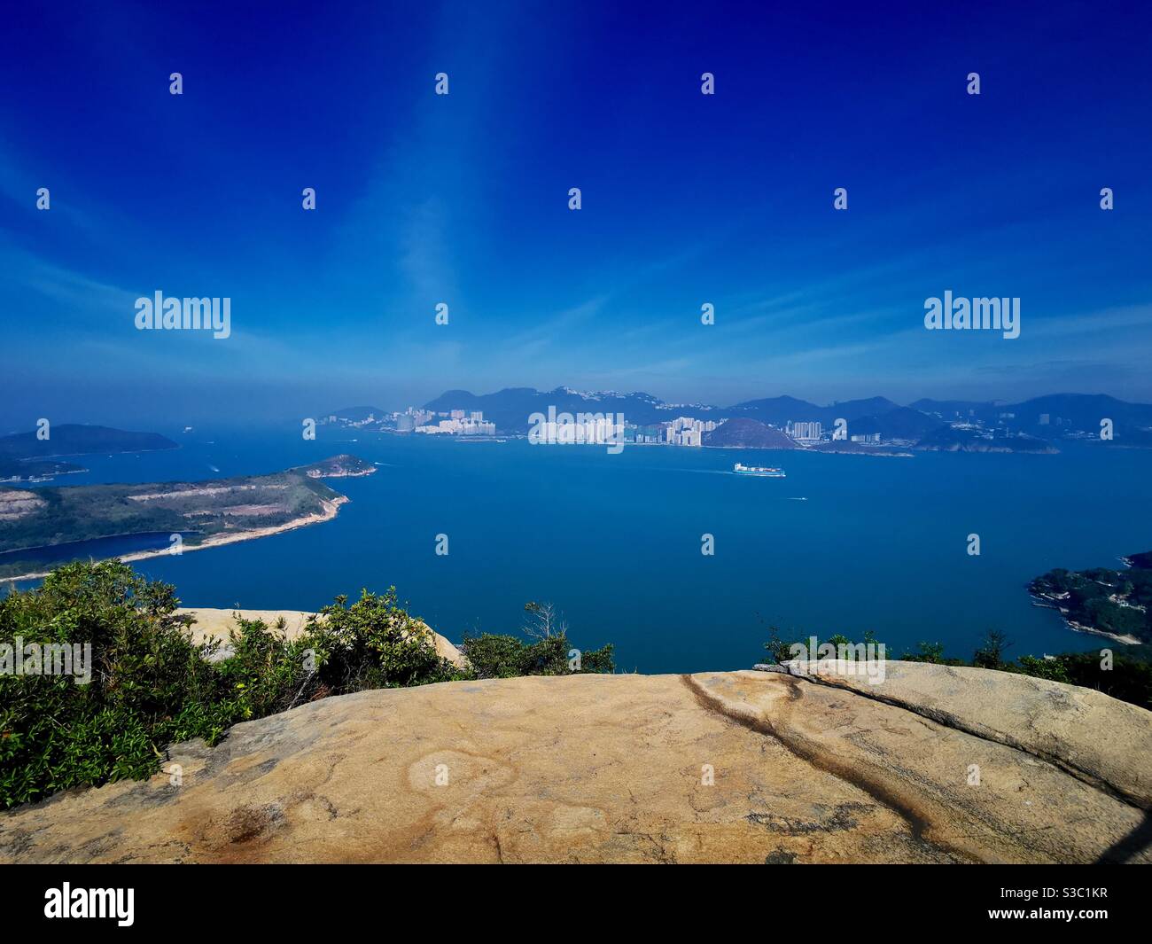 A view of Hong kong island's South side as seen from Ling kok shan ...