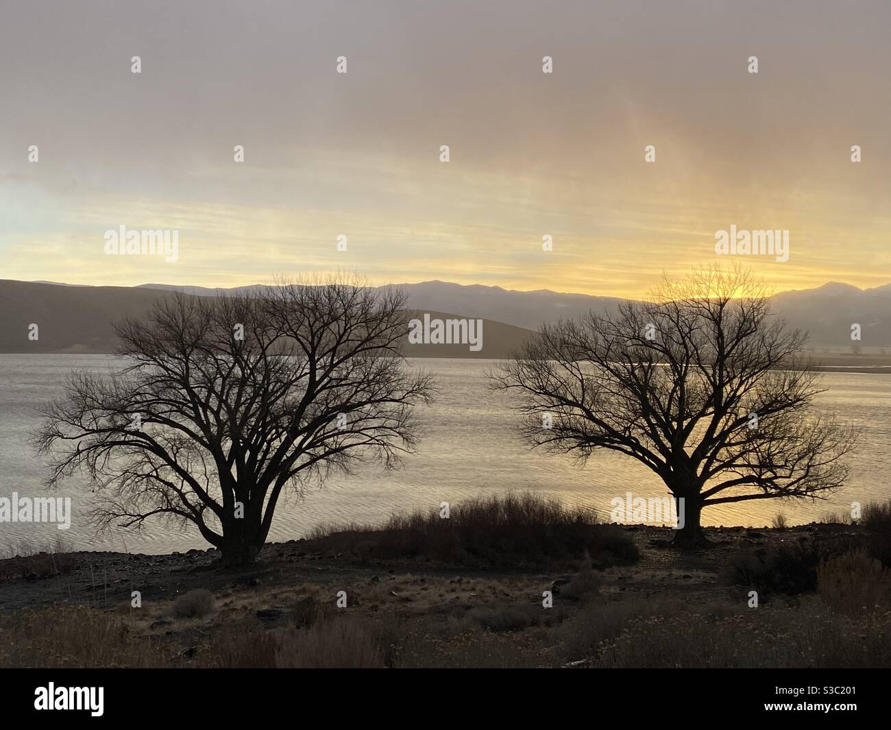 Topaz Lake High Resolution Stock Photography and Images - Alamy