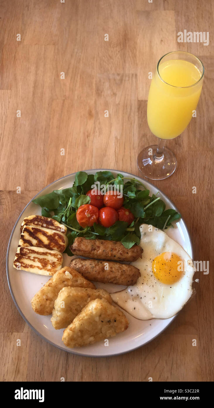 Bottomless brunch] hi-res stock photography and images - Alamy