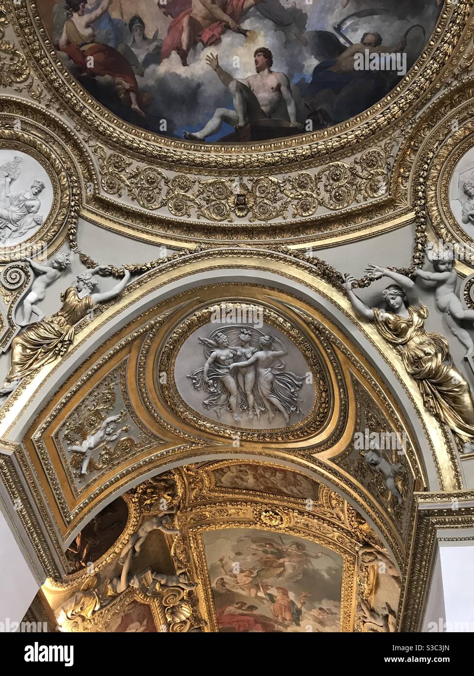 Side louvre hi-res stock photography and images - Alamy