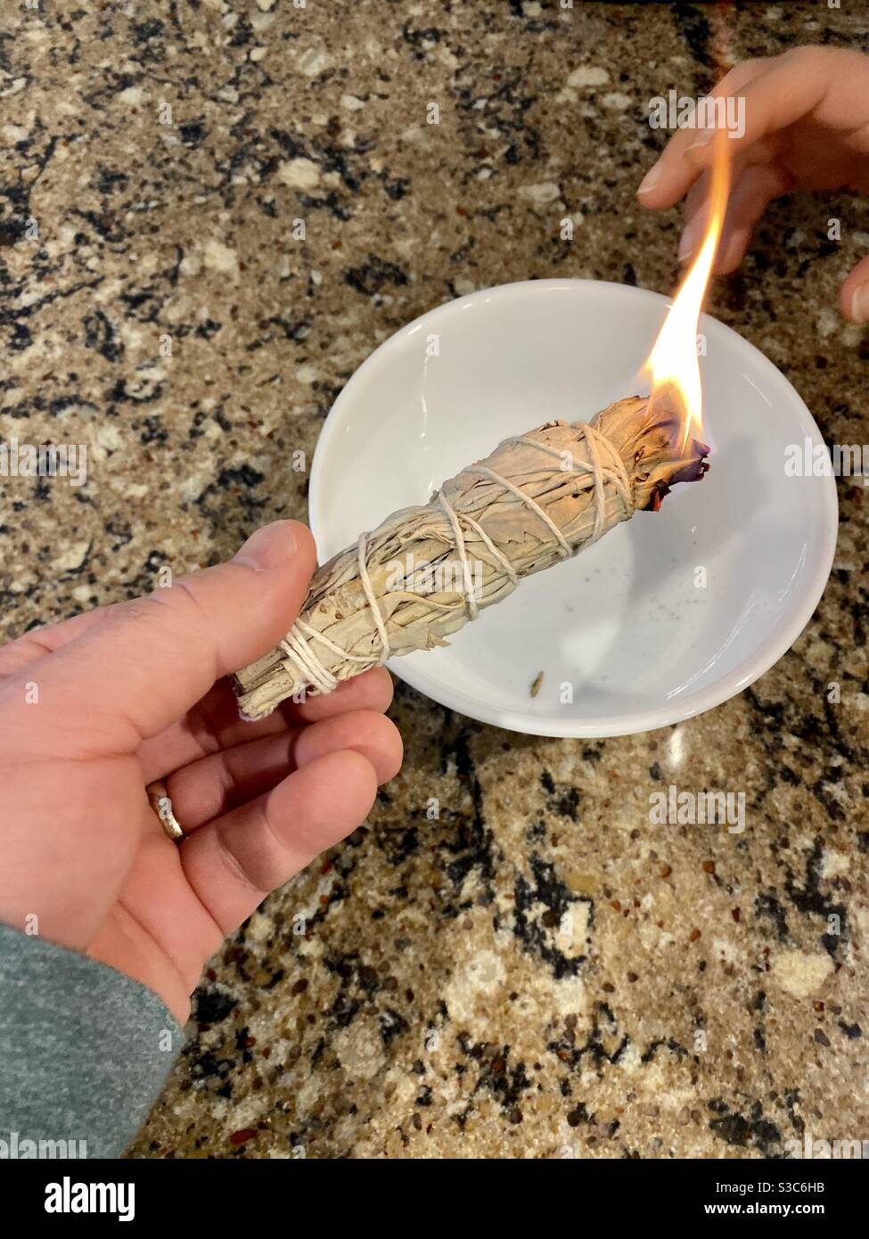 Incense sage hi-res stock photography and images - Alamy