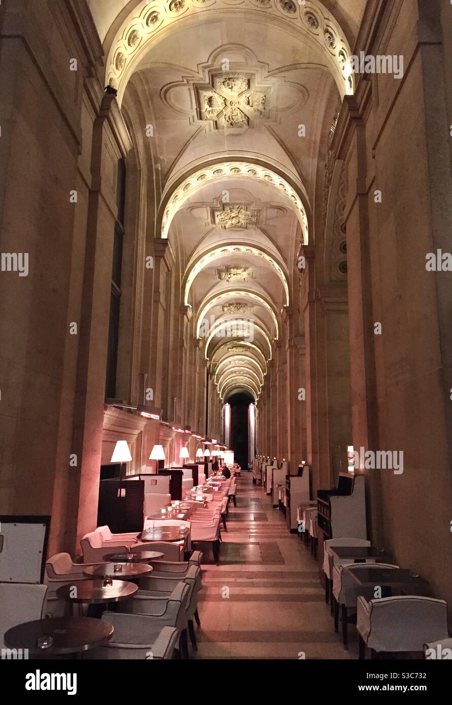 Le cafe marly hi-res stock photography and images - Alamy
