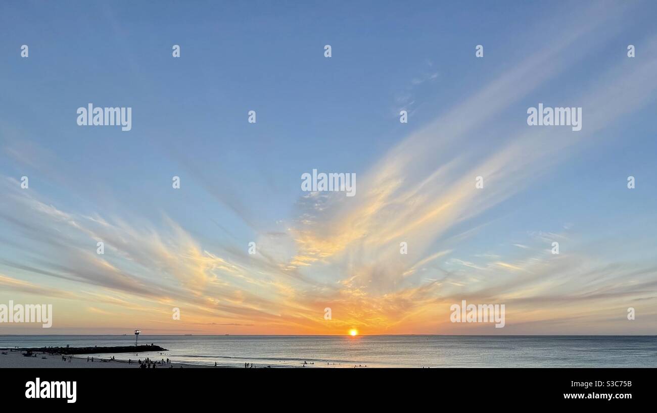 Indian ocean perth hi-res stock photography and images - Alamy