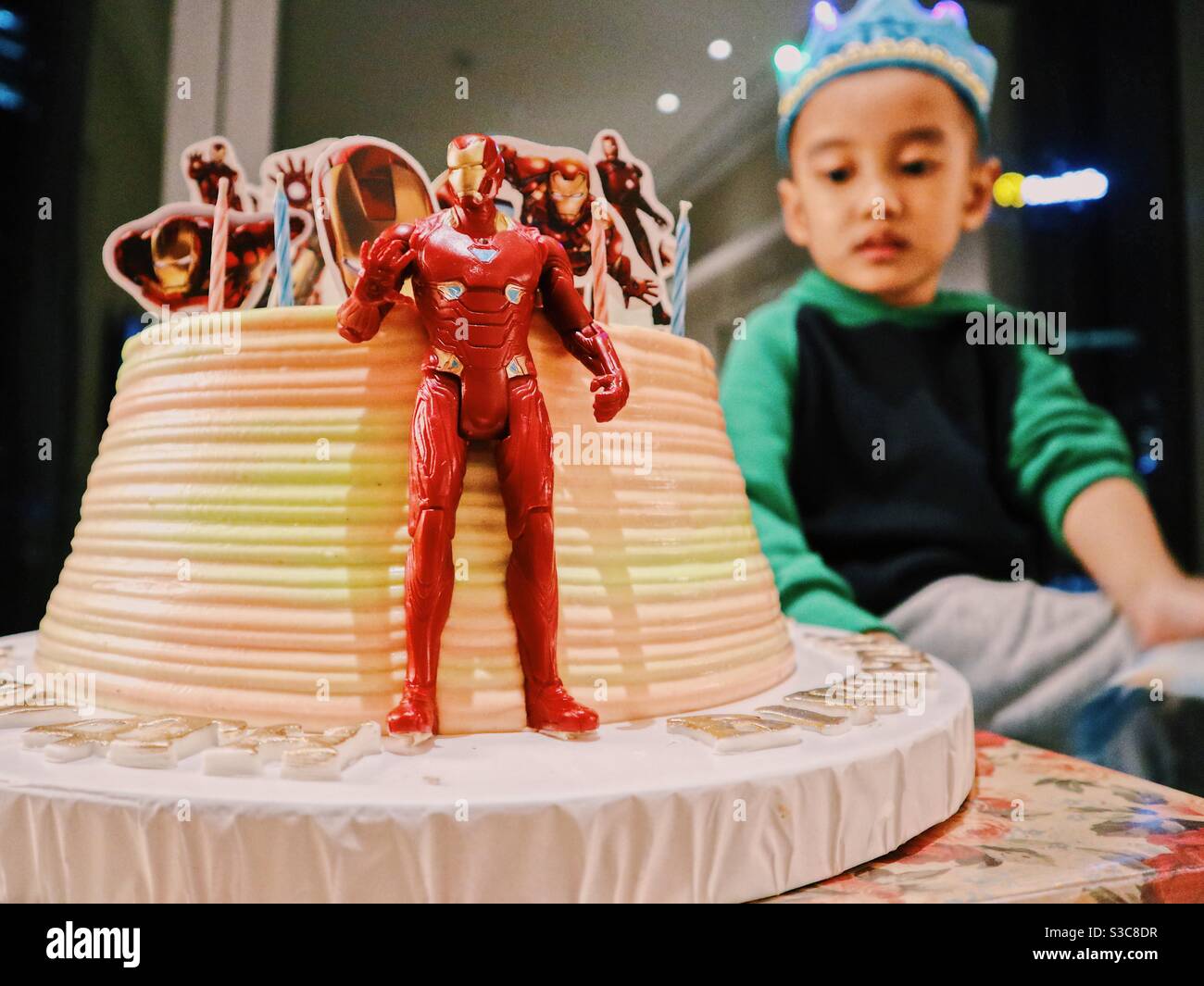 Birthday boy hi-res stock photography and images - Alamy