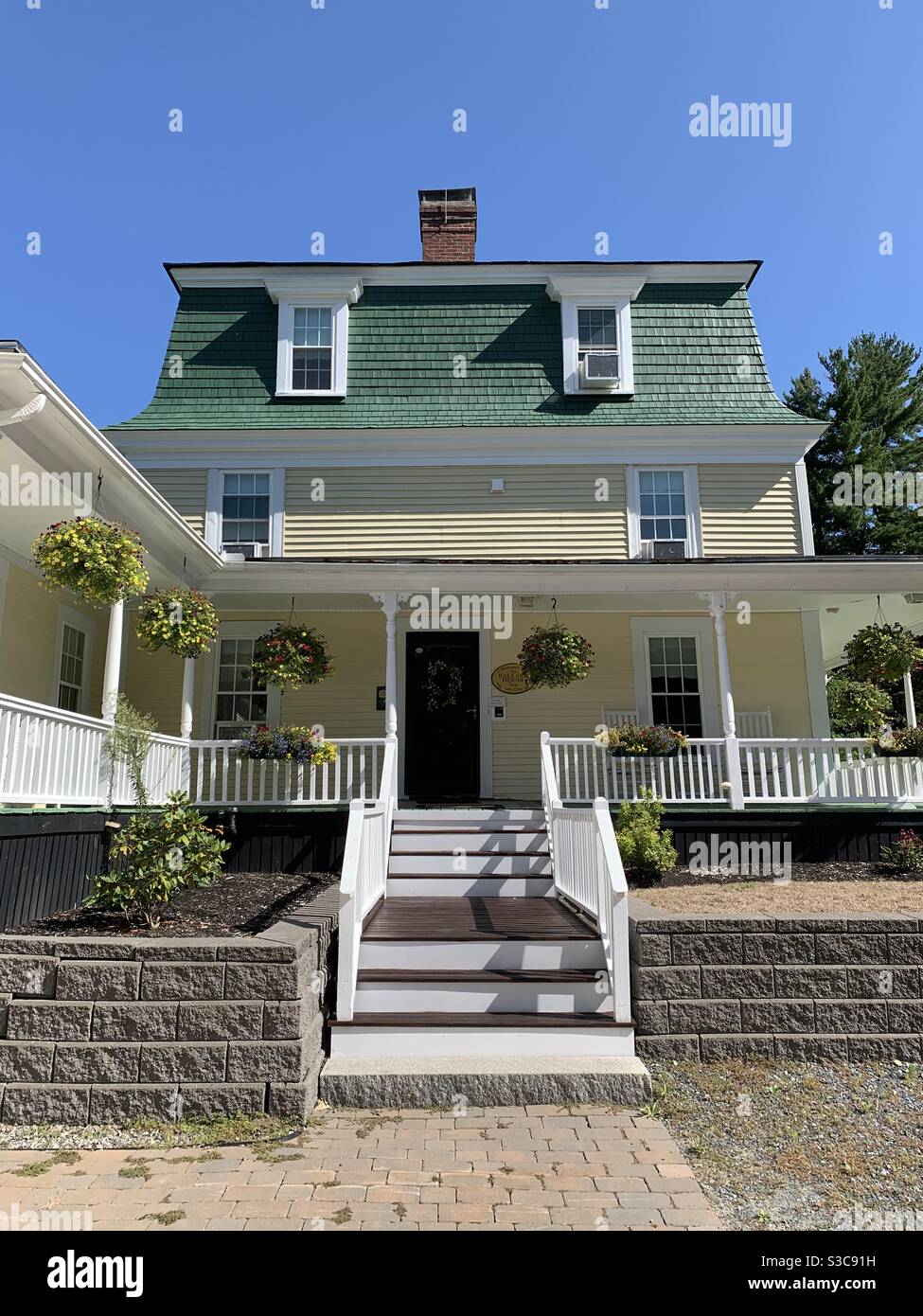 Meredith house hi-res stock photography and images - Alamy