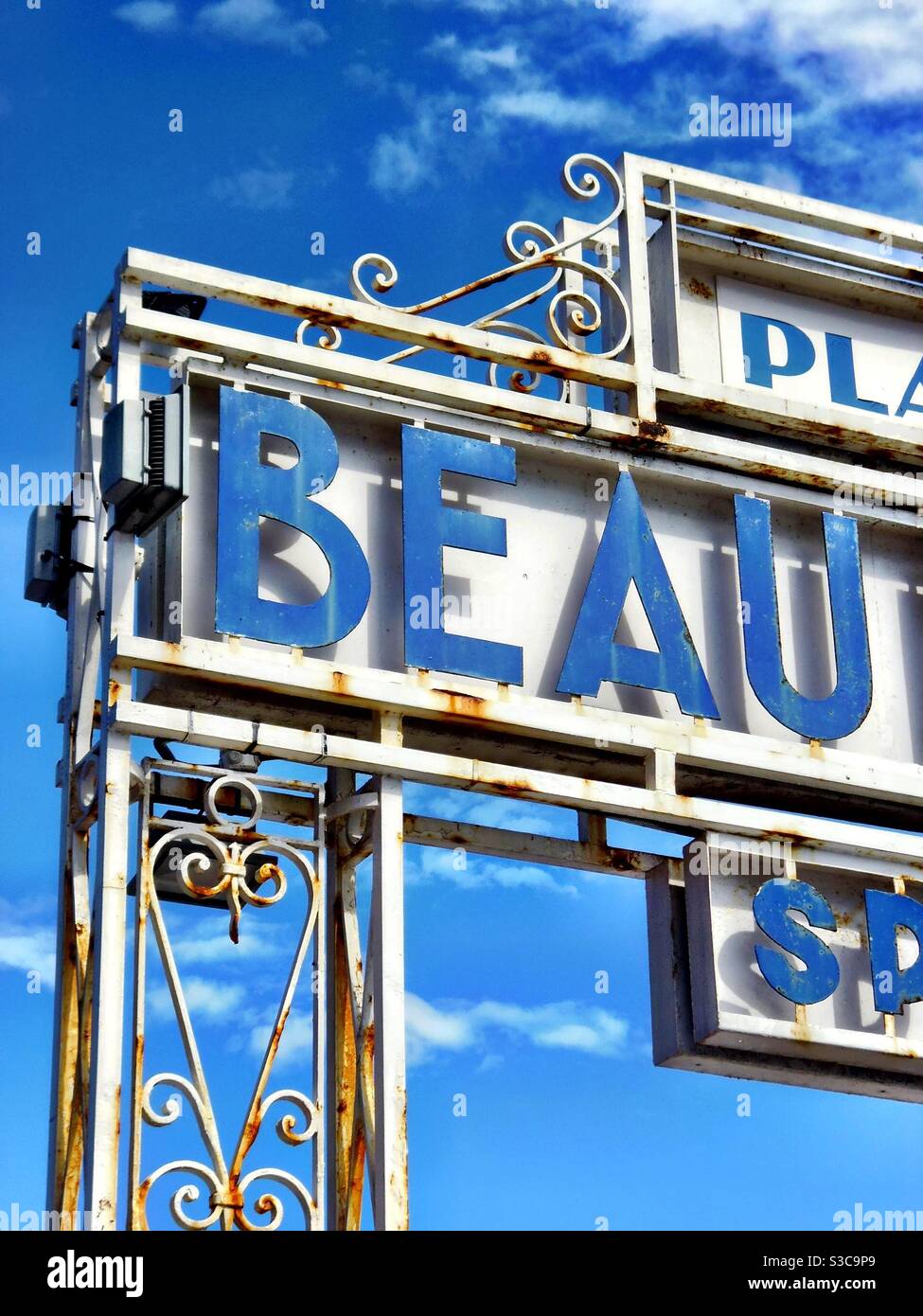 Sign for blue beach nice hi-res stock photography and images - Alamy