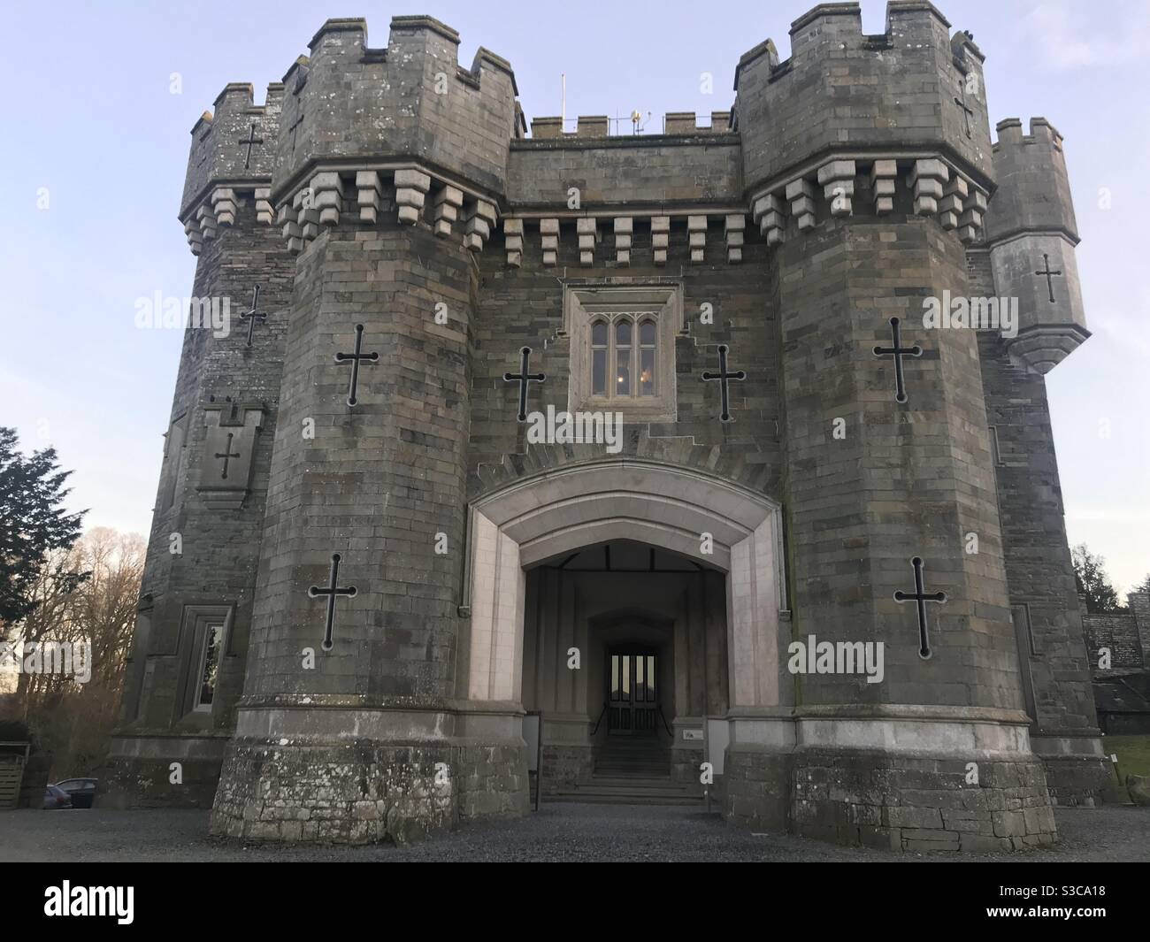 Wray castle hi-res stock photography and images - Alamy