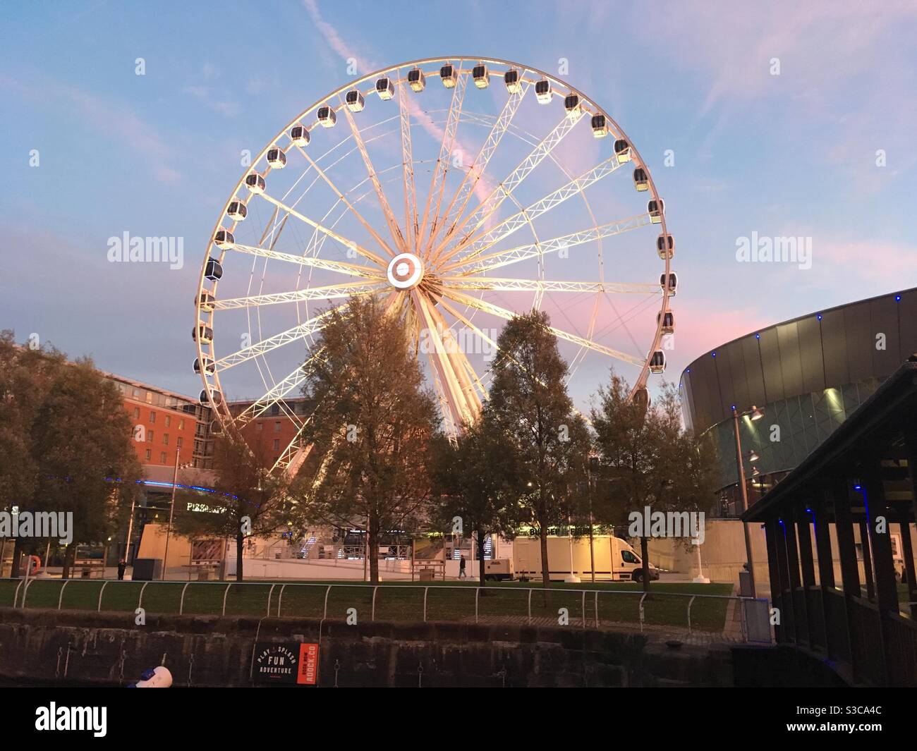 Liverpool eye hi-res stock photography and images - Alamy