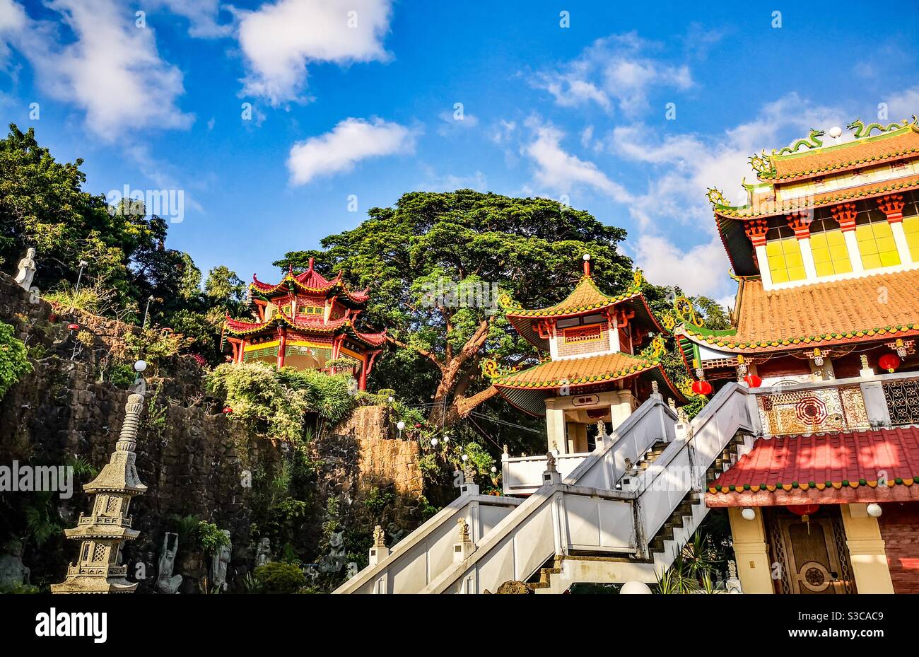 Macho temple hi-res stock photography and images - Alamy