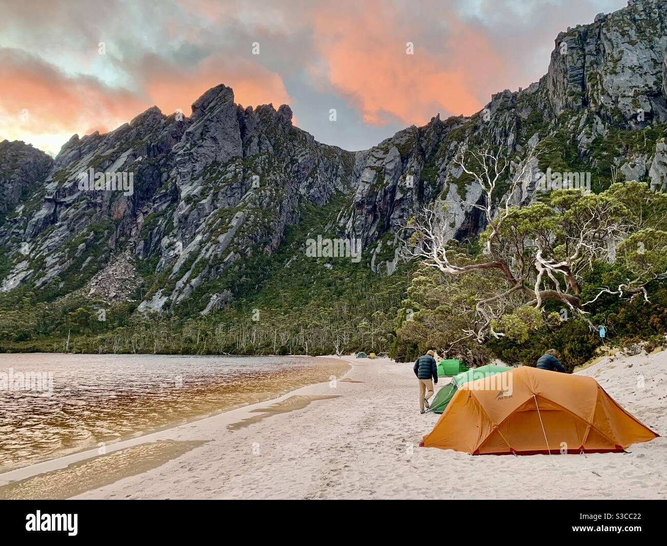 Tasmanian rivers hi-res stock photography and images - Alamy