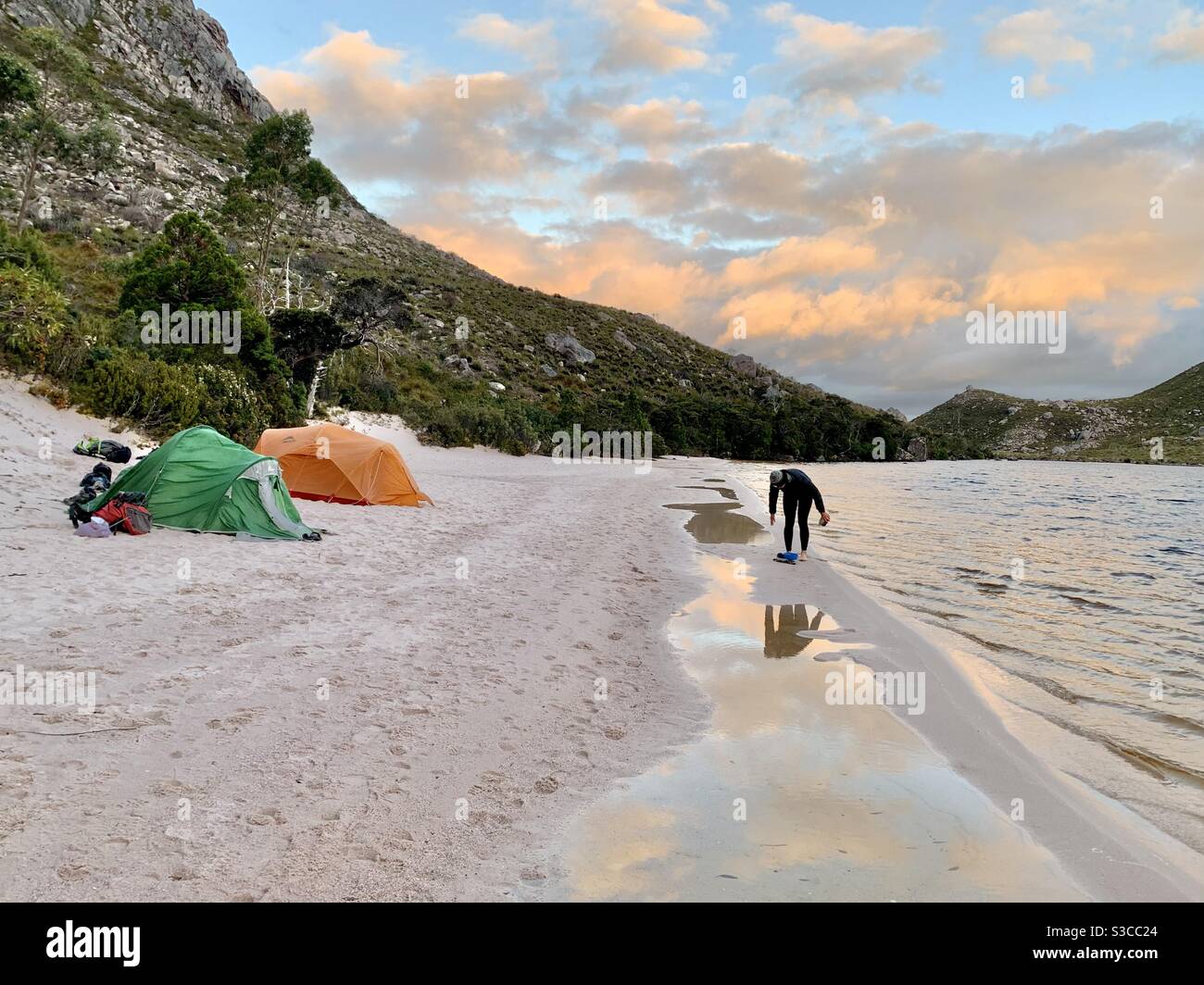 Tasmanian rivers hi-res stock photography and images - Alamy