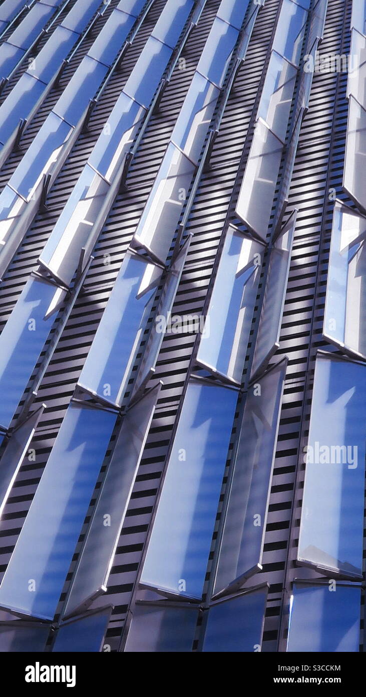 Close up skyscraper hi-res stock photography and images - Alamy