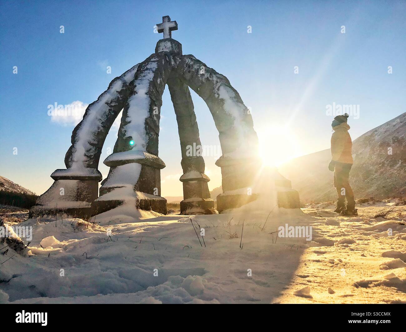 Person Staring At Sky High Resolution Stock Photography and Images - Alamy