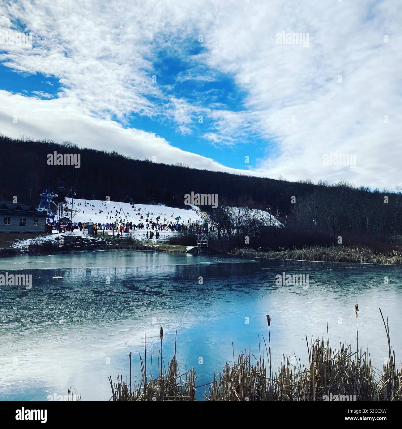 Shawnee Lake and Shawnee Mountain Skyline in East Stroudsburg, PA Stock ...