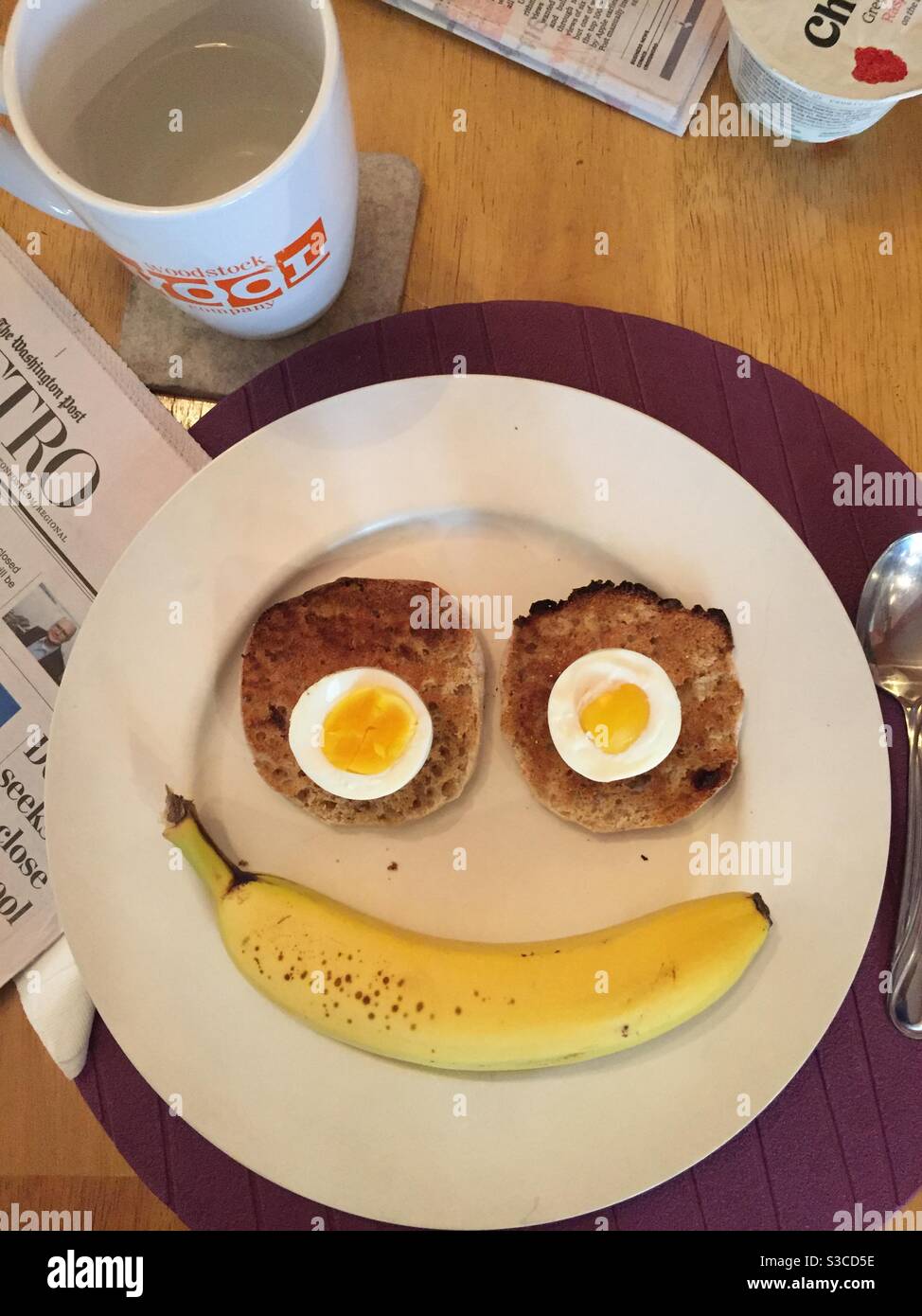 Happy breakfast hi-res stock photography and images - Alamy