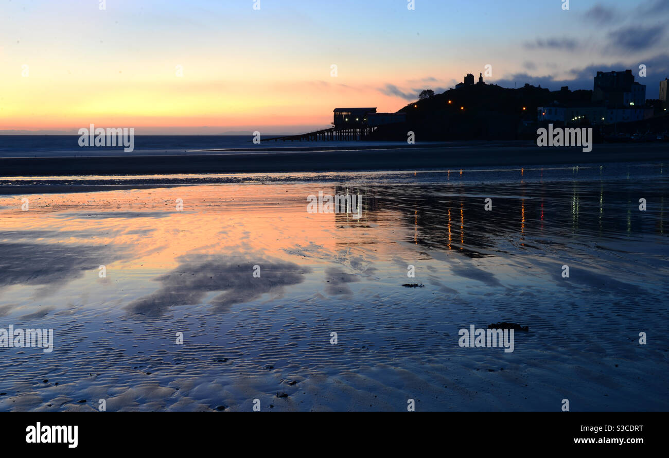 Rnli tenby hi-res stock photography and images - Alamy