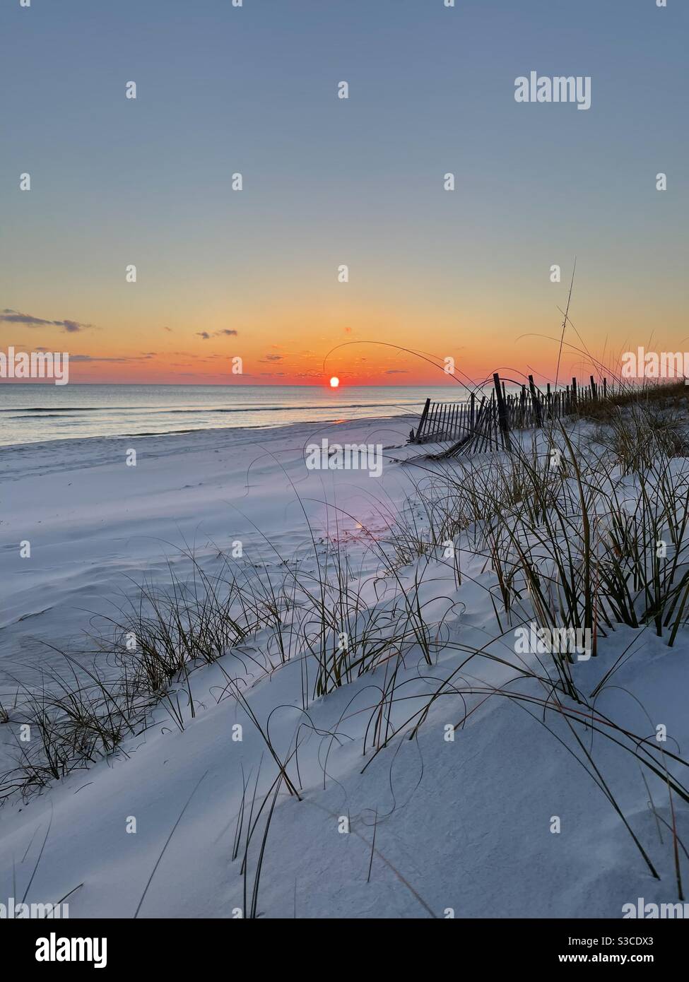 Florida beach sand sun hi-res stock photography and images - Alamy