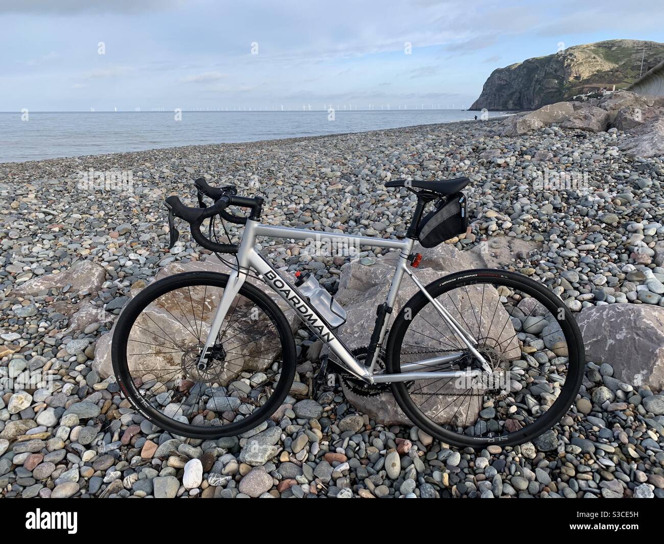 Beach cycling road bike hi-res stock photography and images - Alamy