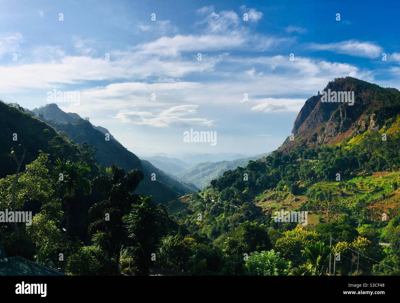 Ella gap sri lanka hi-res stock photography and images - Alamy