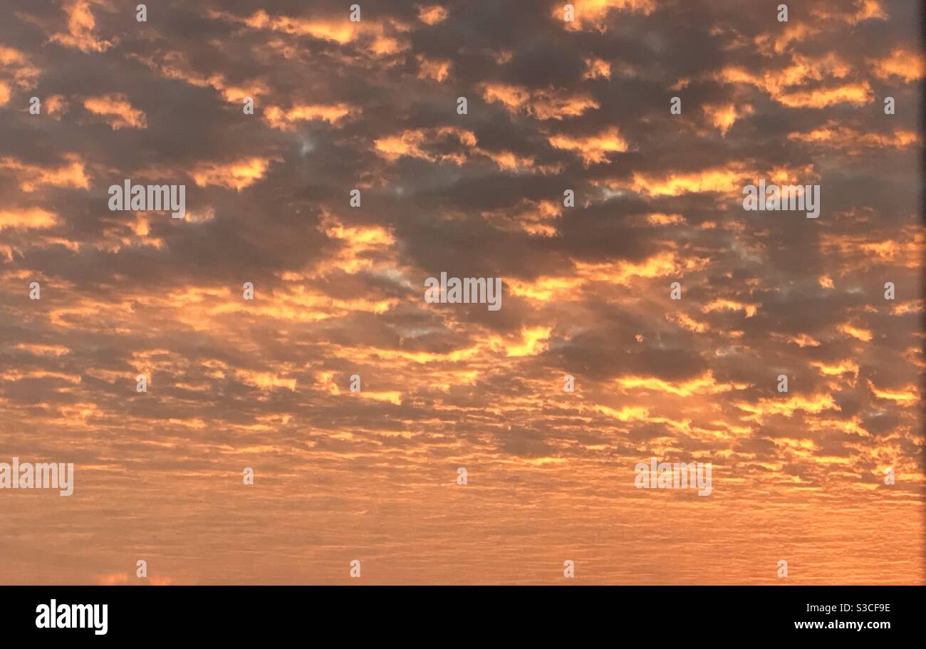 Amber sunset hi-res stock photography and images - Alamy