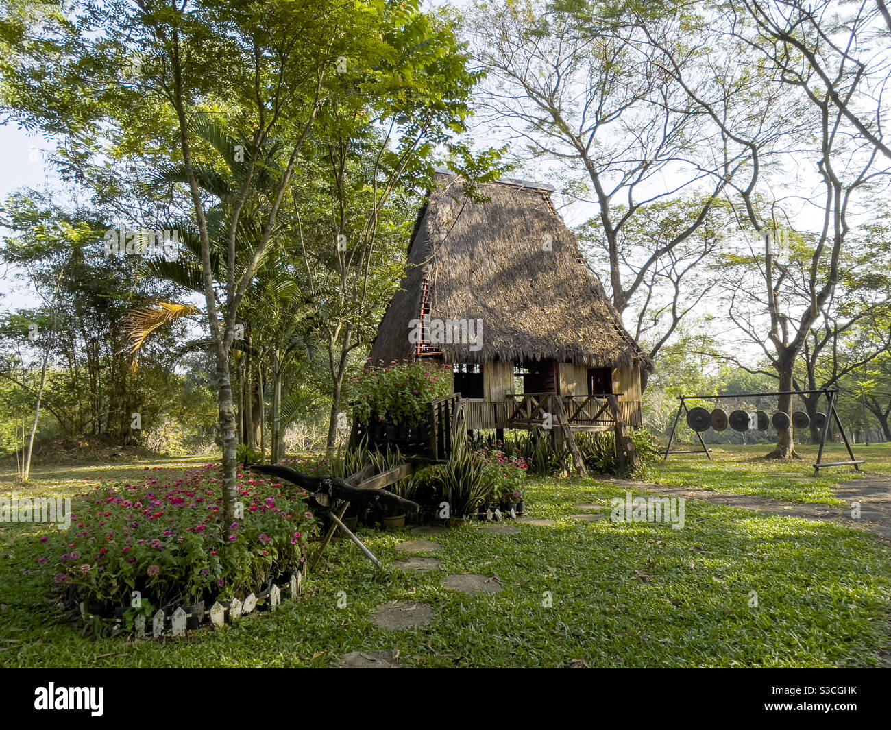 Communal home hi-res stock photography and images - Alamy