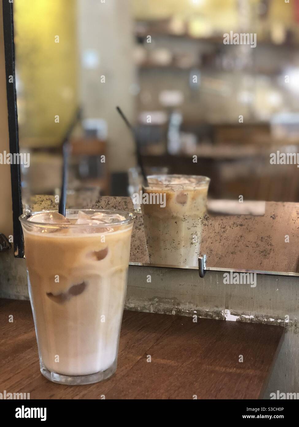Iced latte hi-res stock photography and images - Alamy