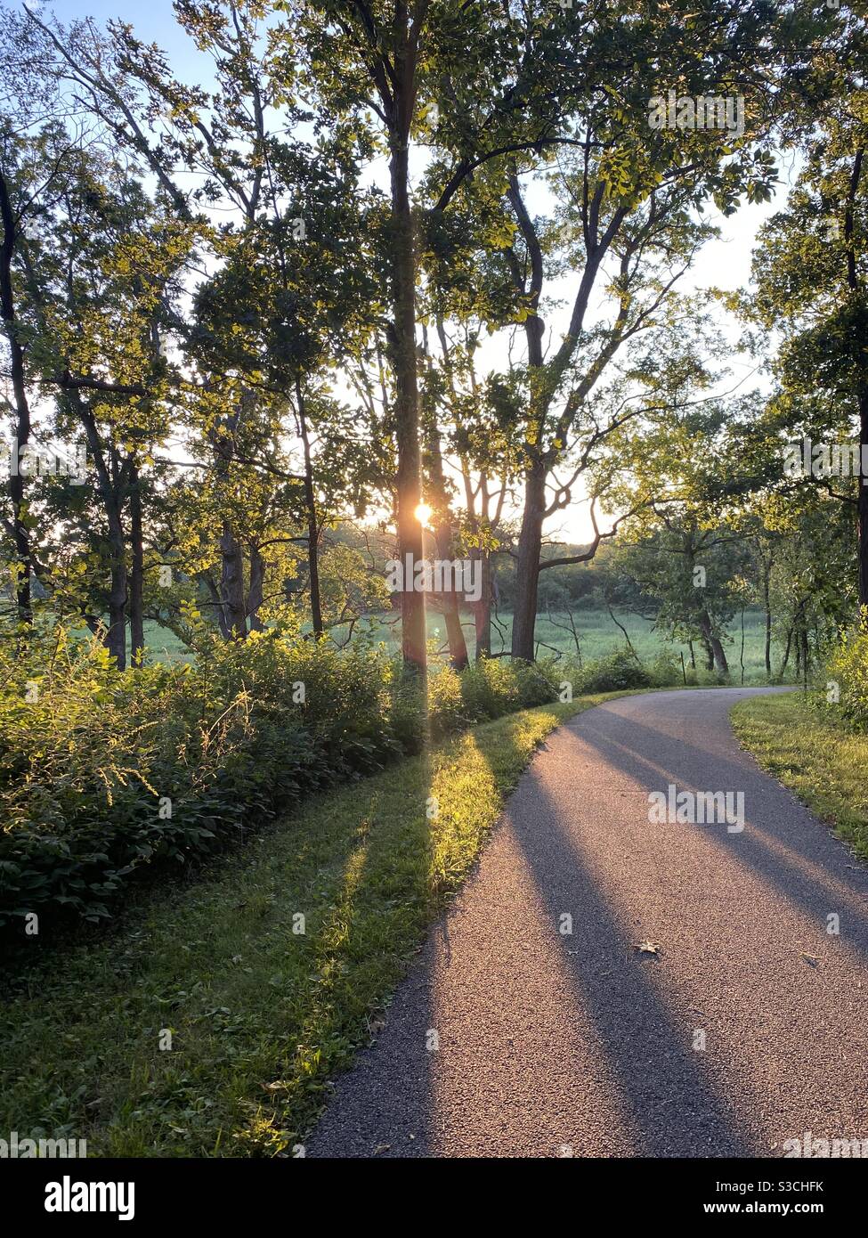 Paved trail hi-res stock photography and images - Alamy