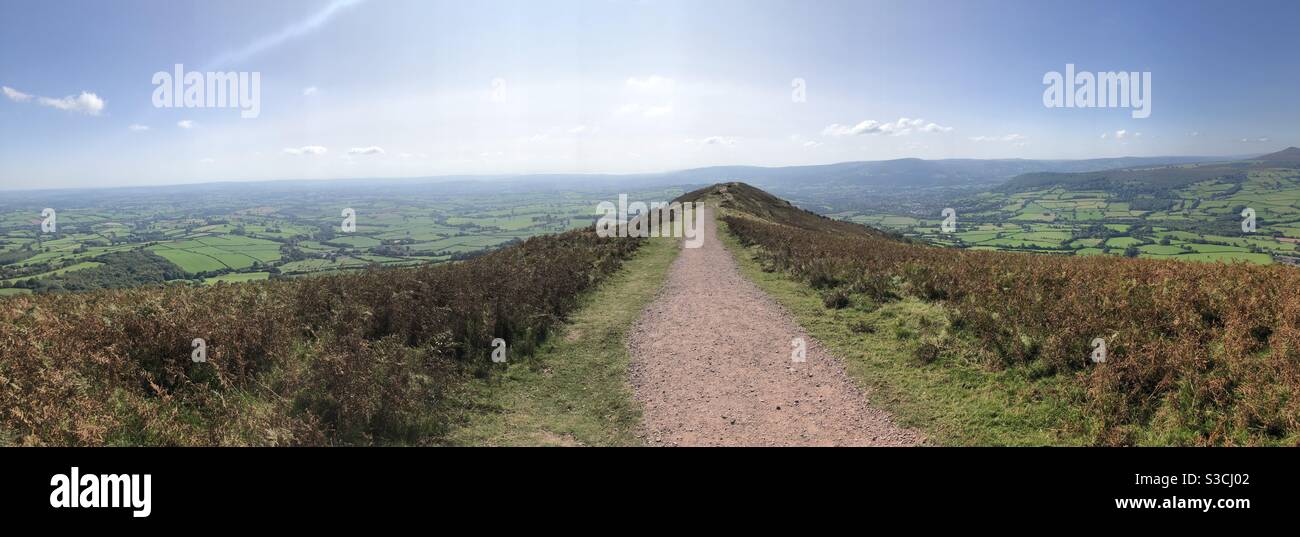 The skirrid hi-res stock photography and images - Alamy