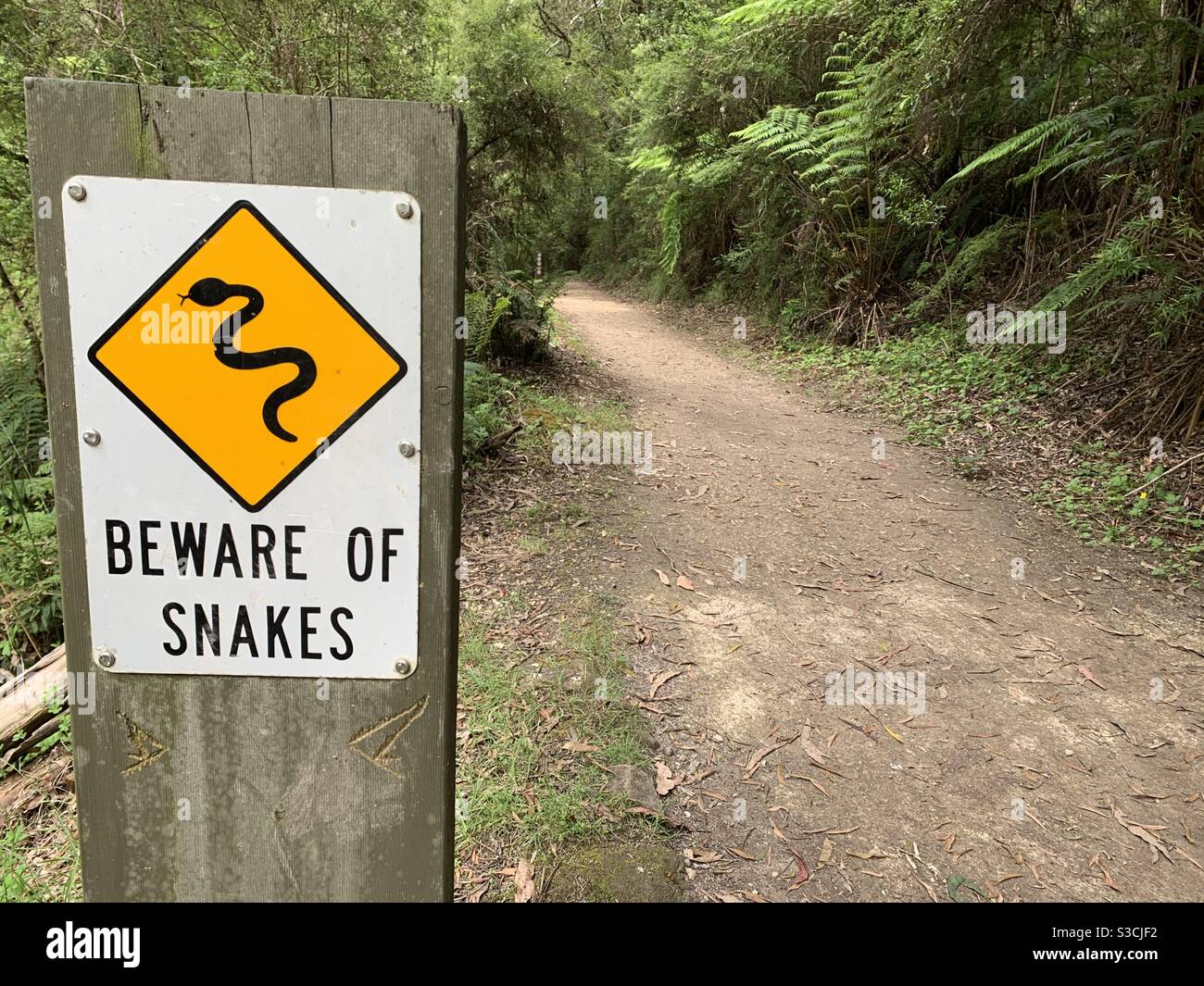 Warning snakes sign hi-res stock photography and images - Alamy