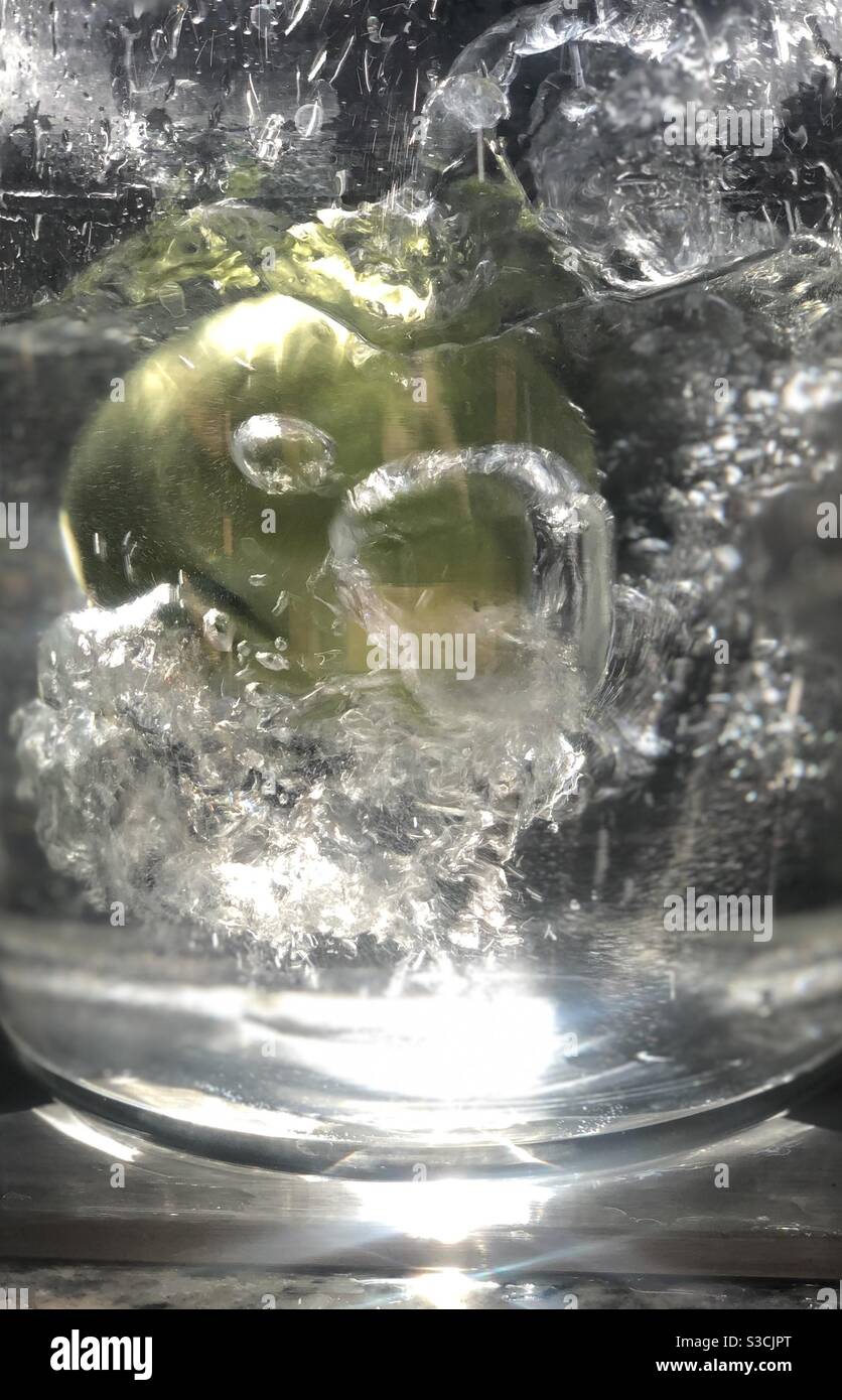 Quick shutter hi-res stock photography and images - Alamy