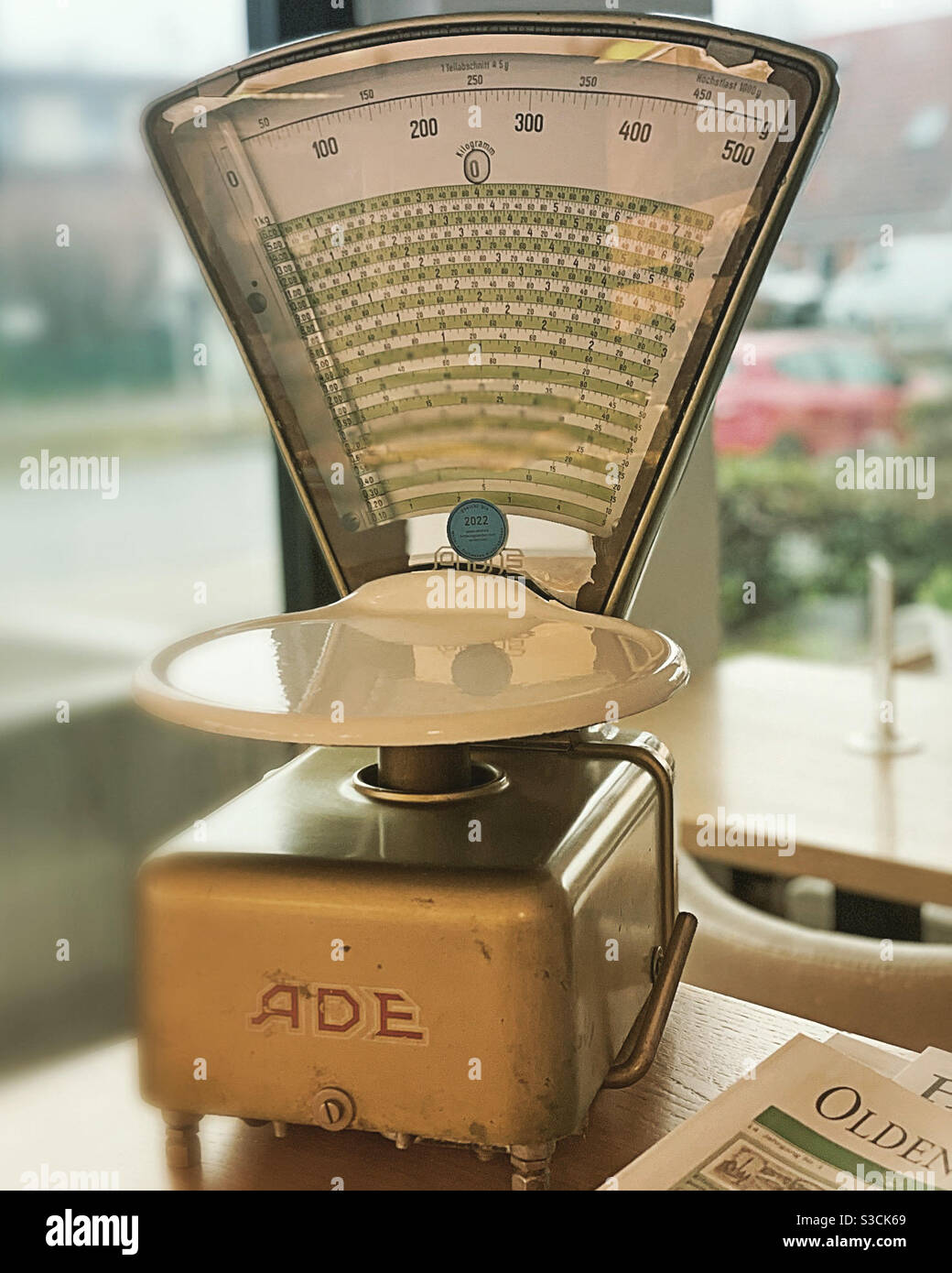 Waage hi-res stock photography and images - Alamy