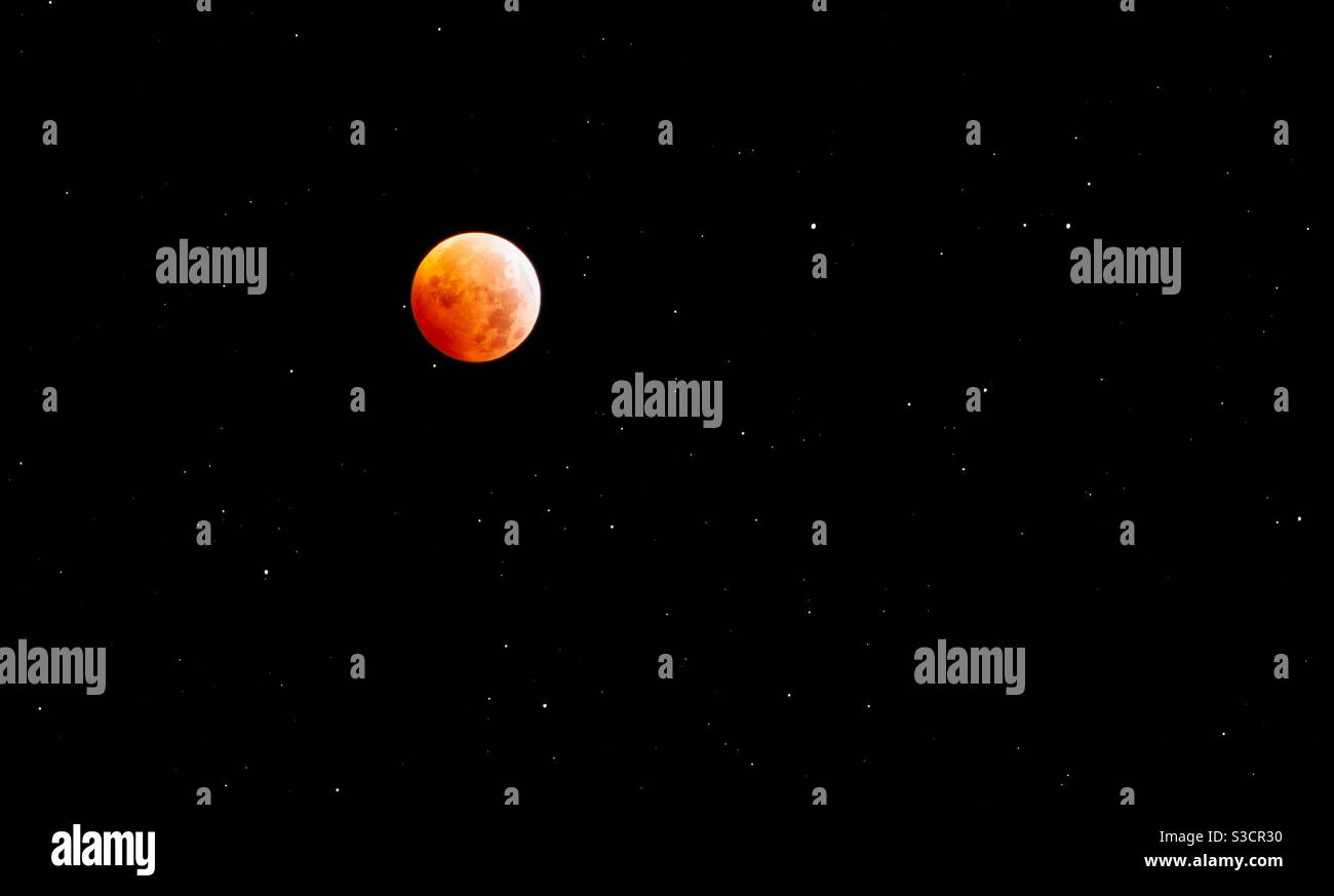 Astrophotography blood moon hi-res stock photography and images - Alamy