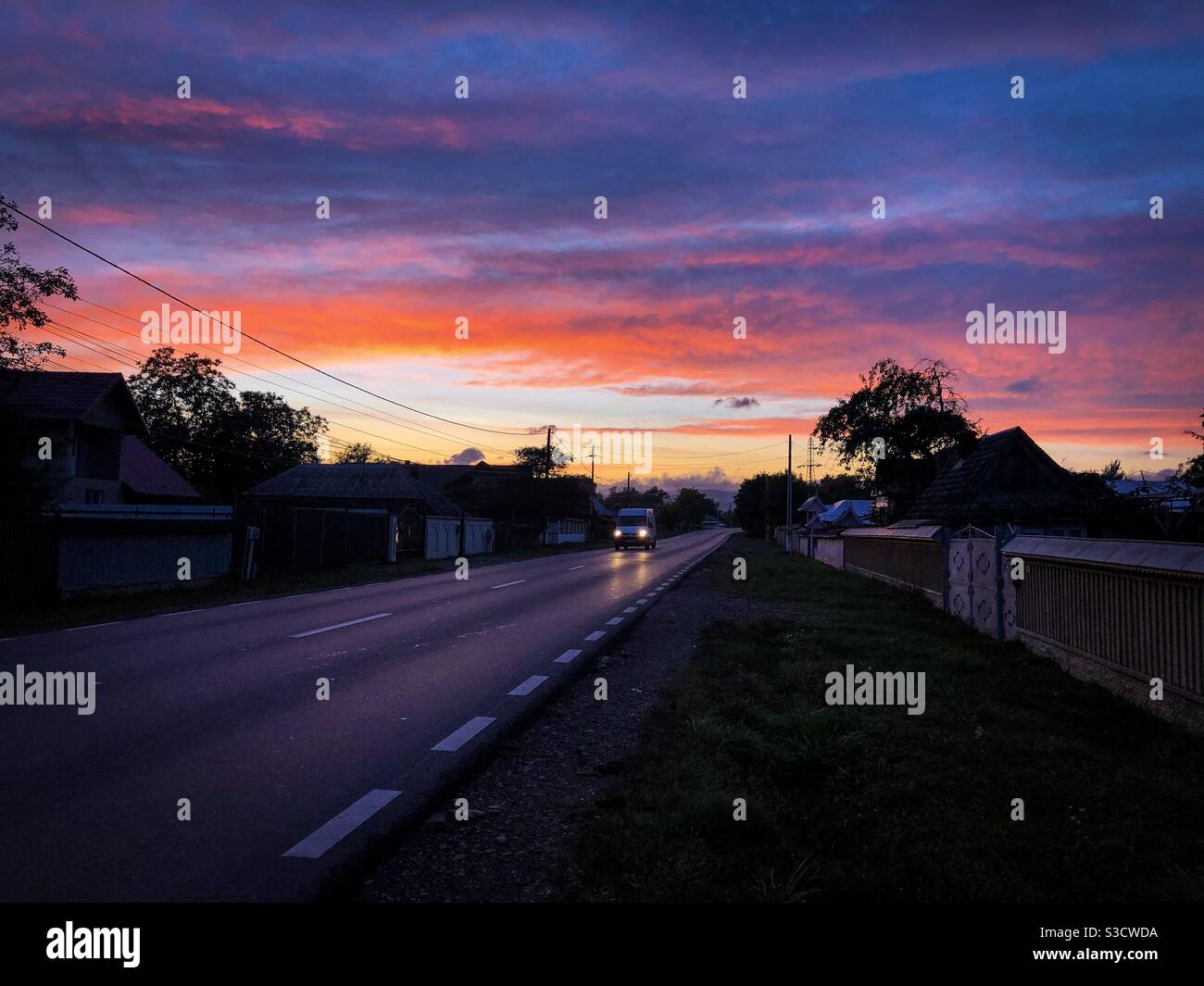 Dusk and evening clouds hi-res stock photography and images - Alamy