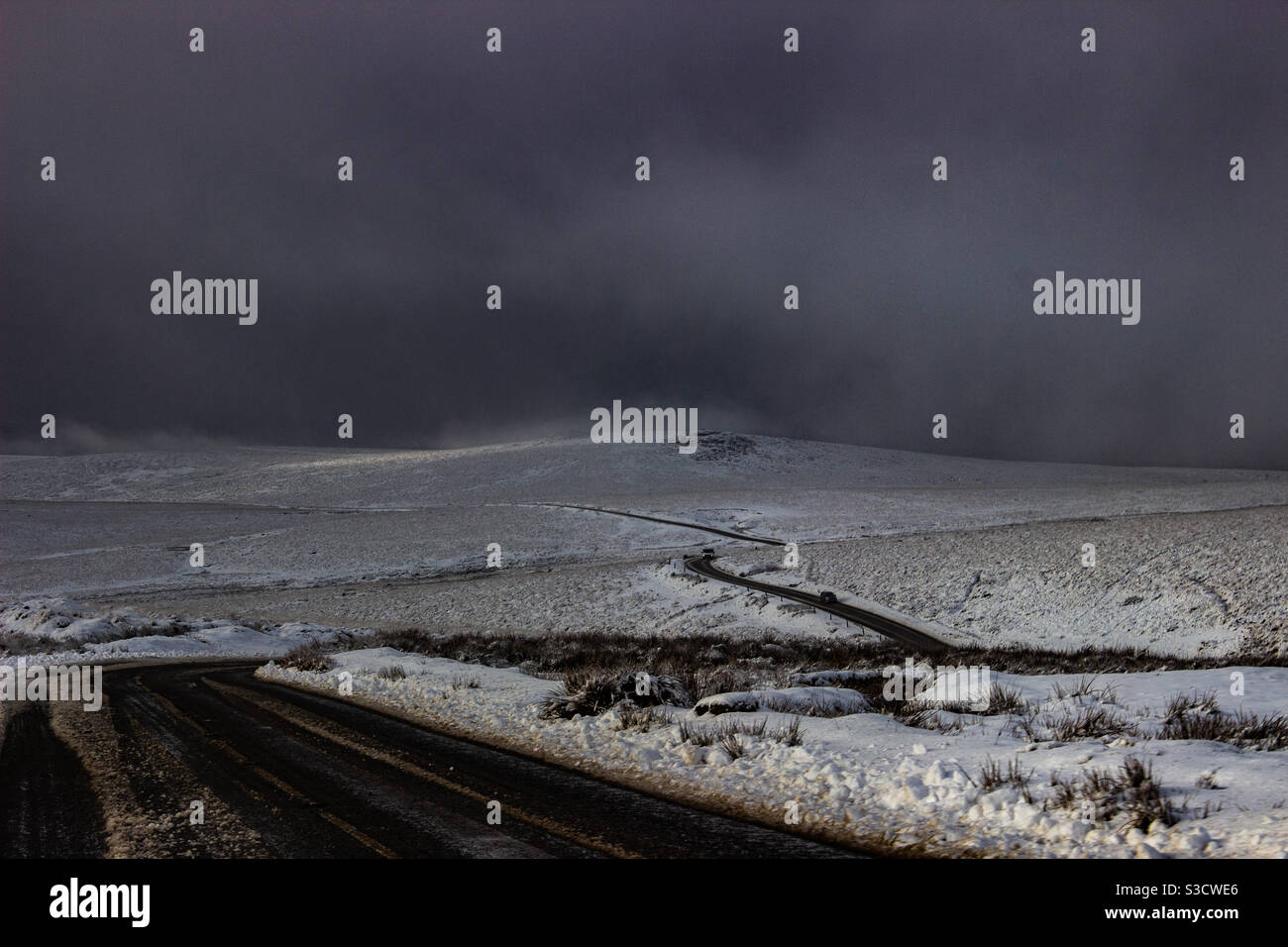 Dartmoor weather hi-res stock photography and images - Alamy
