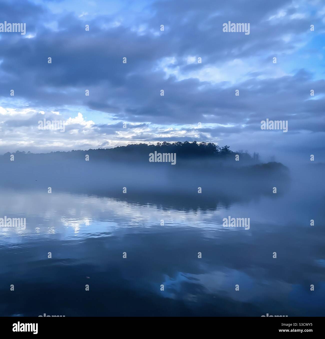 Blue fog hi-res stock photography and images - Alamy