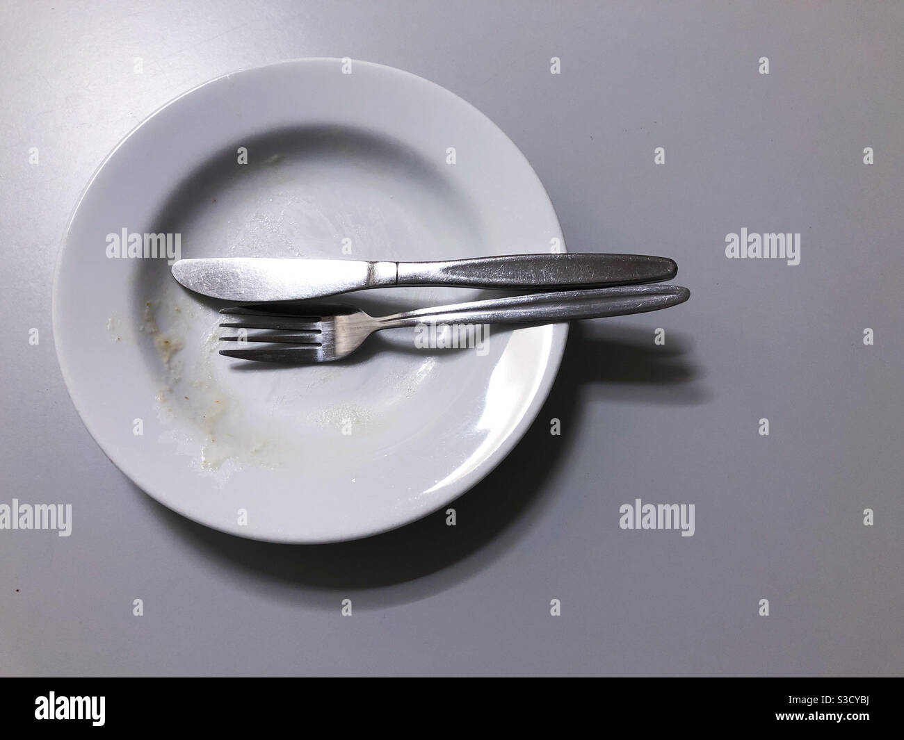 Crockery after meal hi-res stock photography and images - Alamy