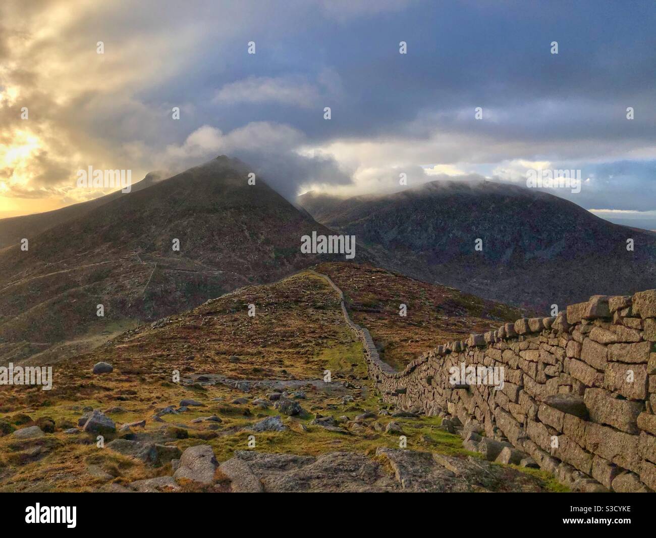 Slieve Bearnagh Sunset Stock Photo - Alamy