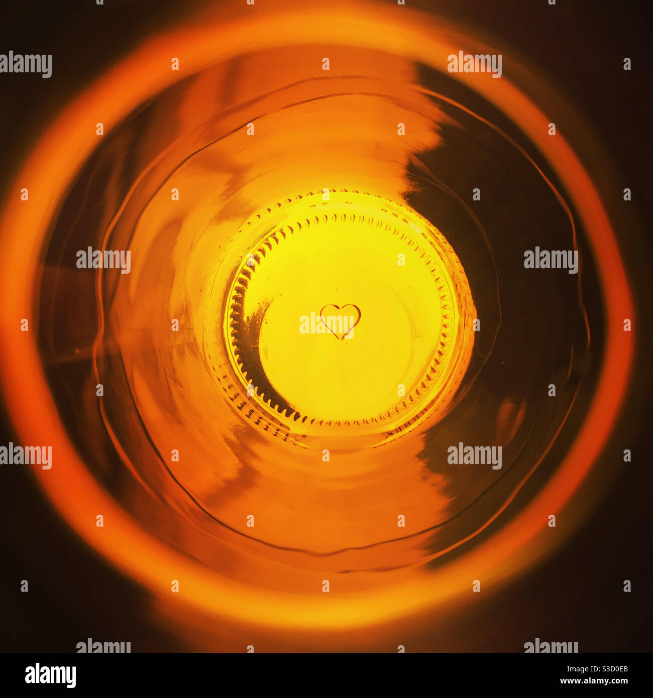 Finding love hi-res stock photography and images - Alamy