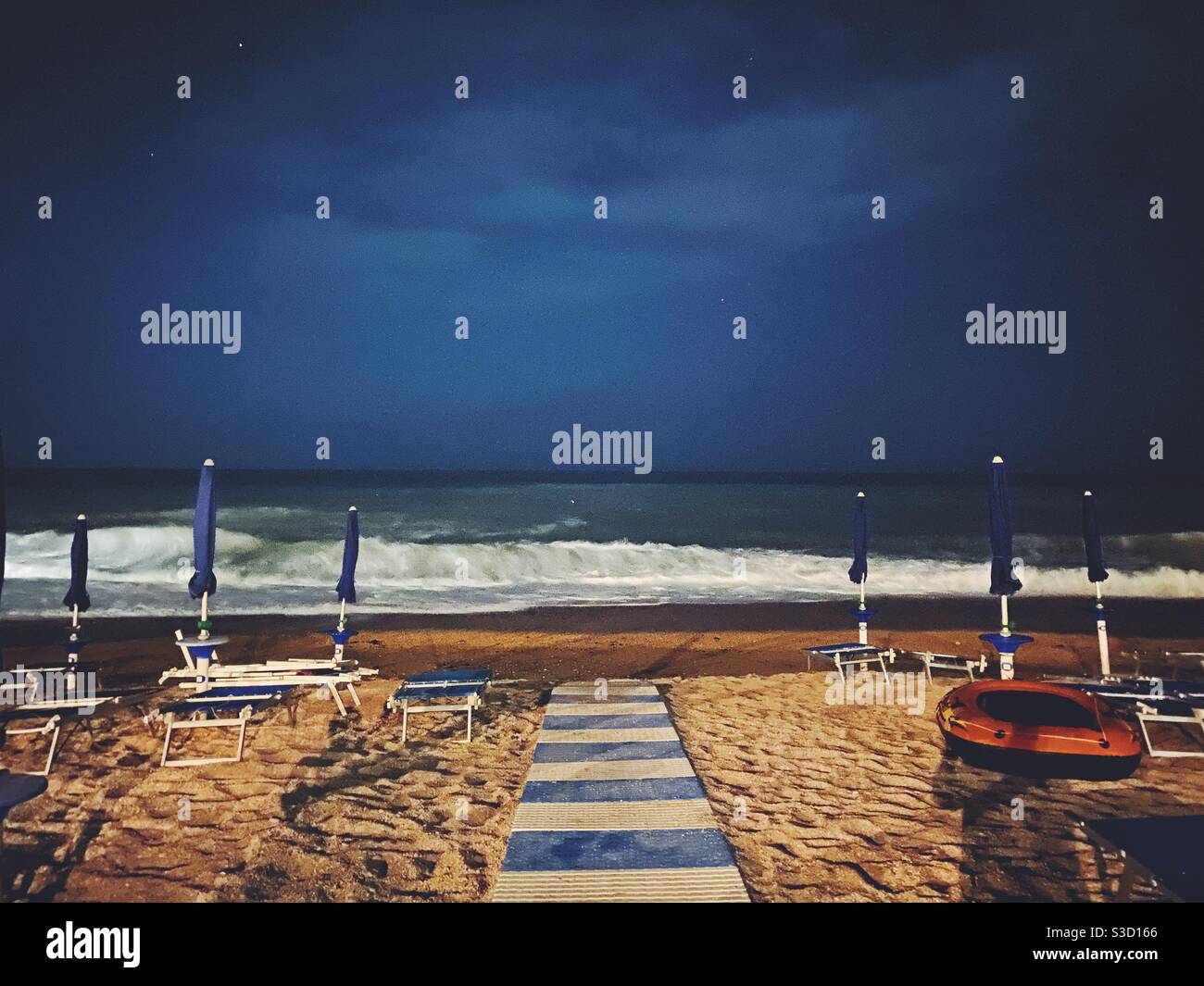 Night at the beach Stock Photo - Alamy
