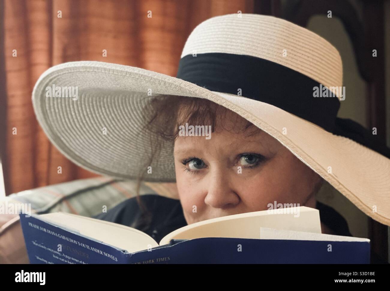 Favorite book hi-res stock photography and images - Alamy