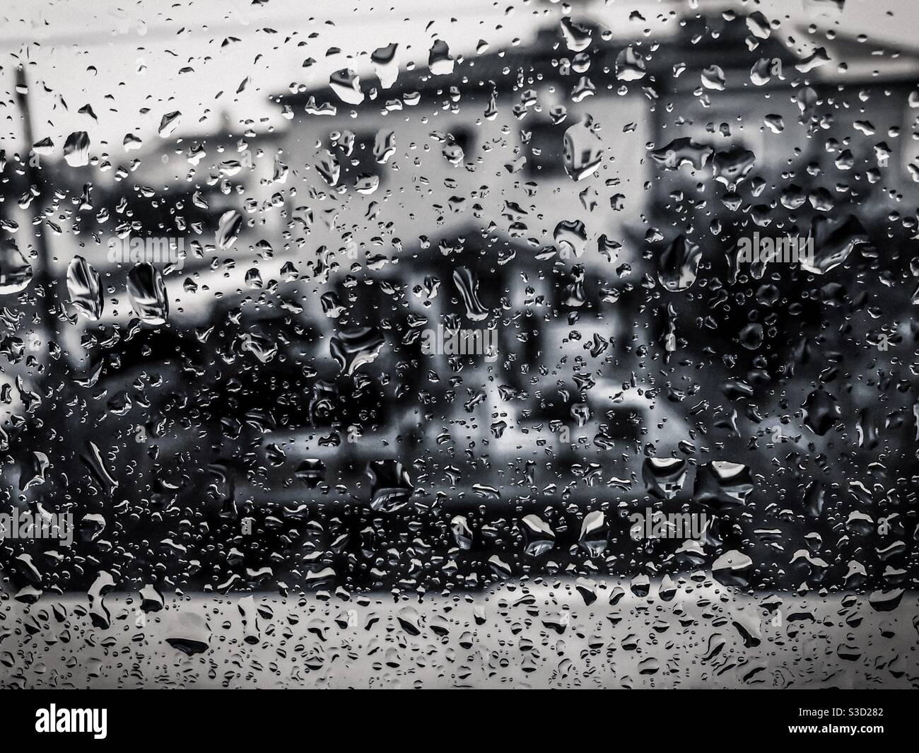 Grey day with rain hi-res stock photography and images - Alamy