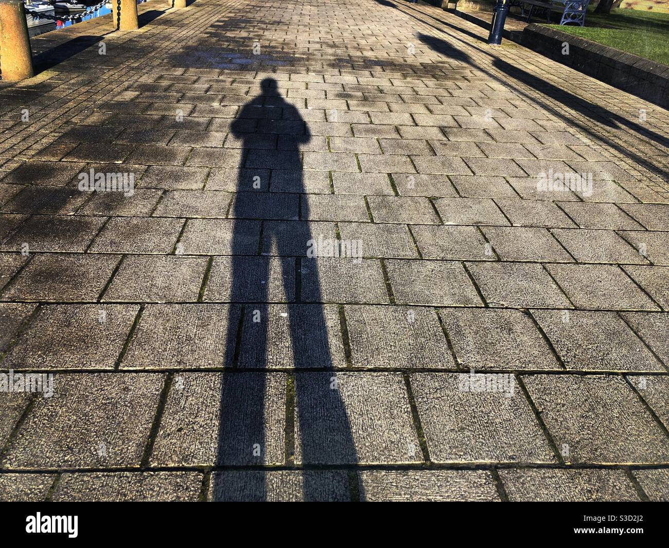 Pavement stand hi-res stock photography and images - Alamy