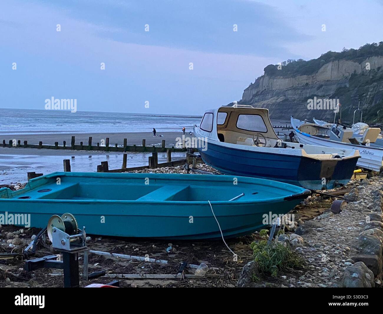 Isle of White Sea and small boats Stock Photo - Alamy