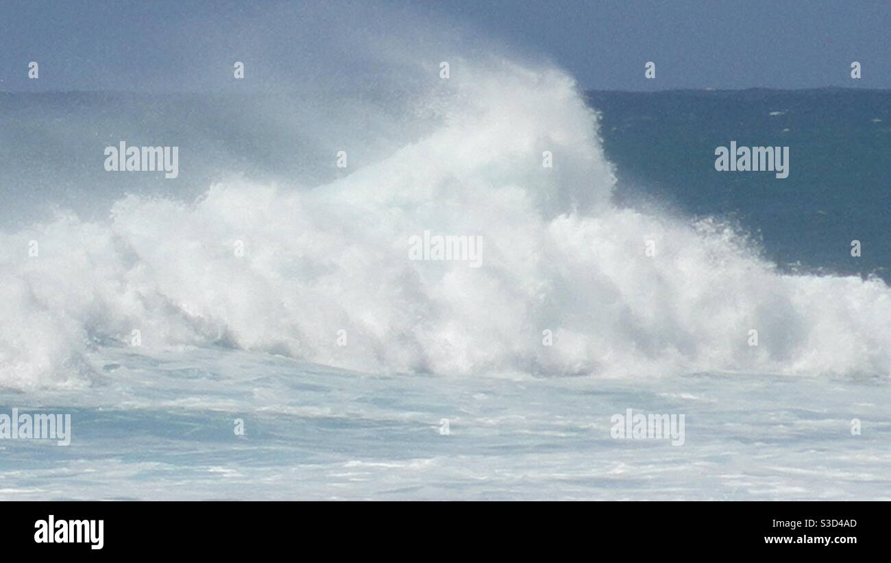 Huge surf waves hi-res stock photography and images - Alamy