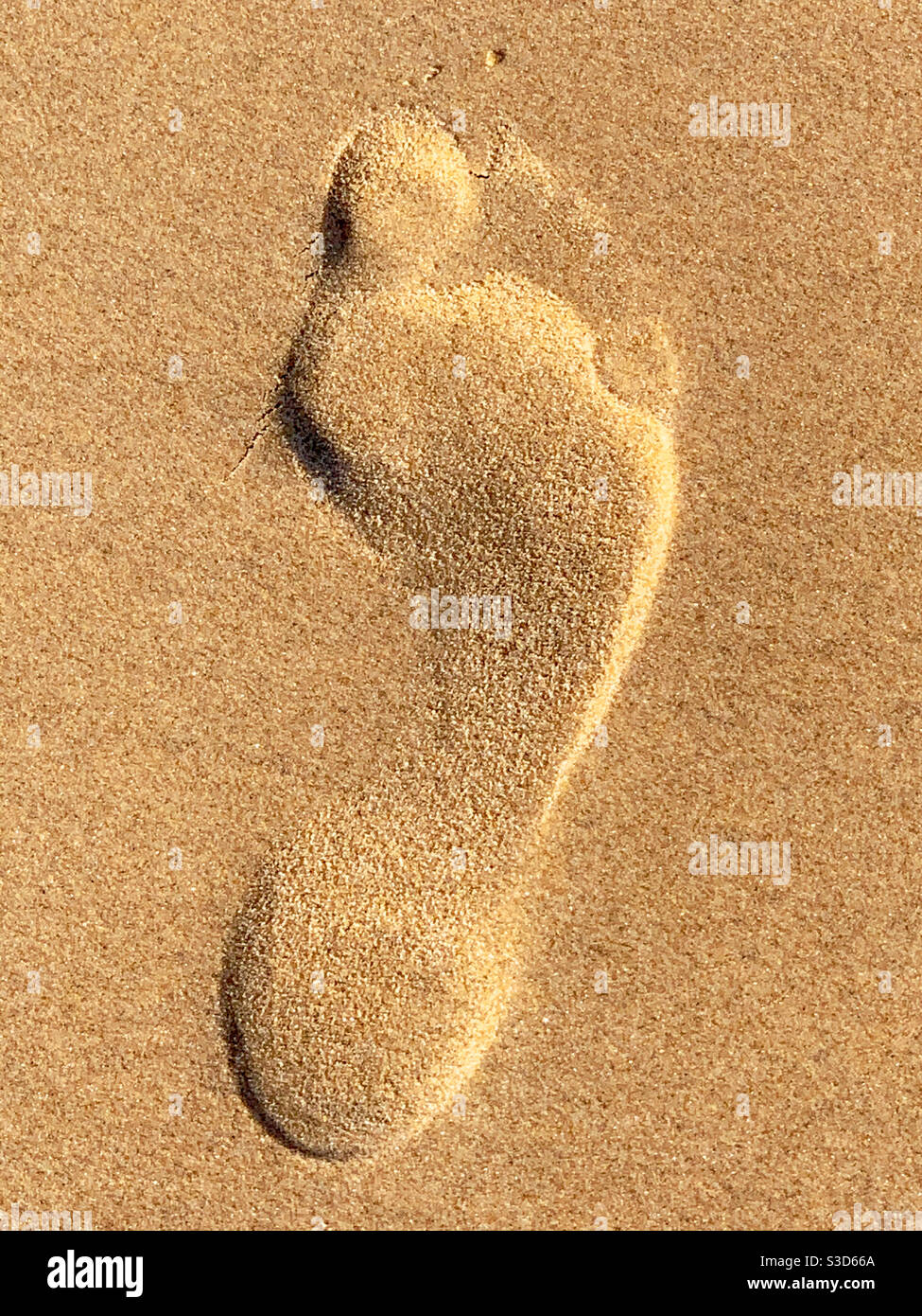 Foot mark in the sand hi-res stock photography and images - Alamy