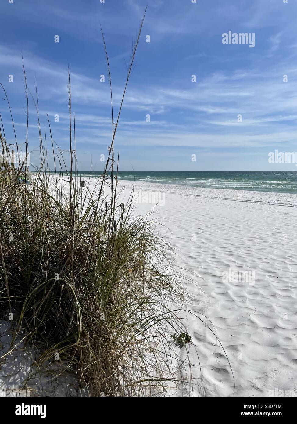 Emerald Coast white sand beach with view of Gulf of Mexico water Stock ...