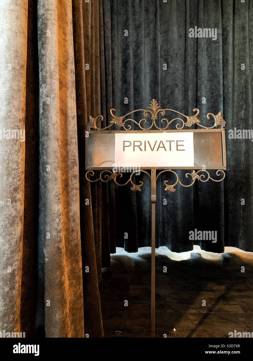Private sign in club or restaurant Stock Photo - Alamy